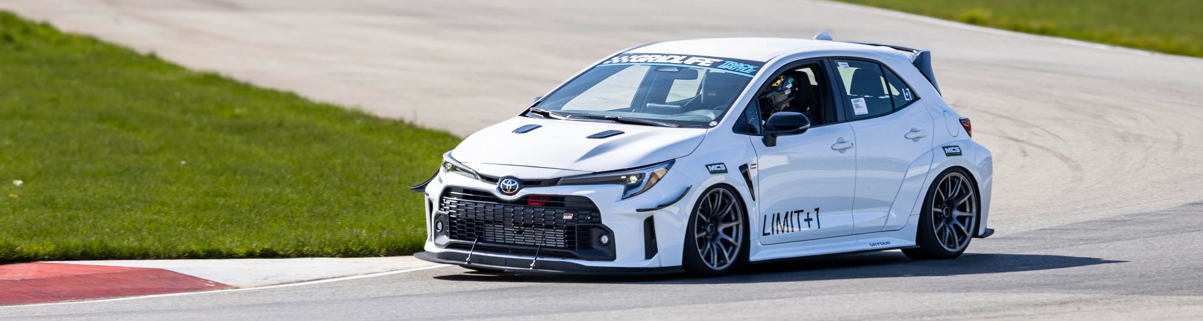 GR Corolla Exterior – LIMIT+1